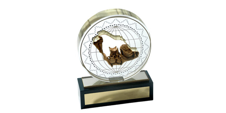 Custom Trophies & Awards Manufacturer in Dubai, UAE, Crystal, Metal ...